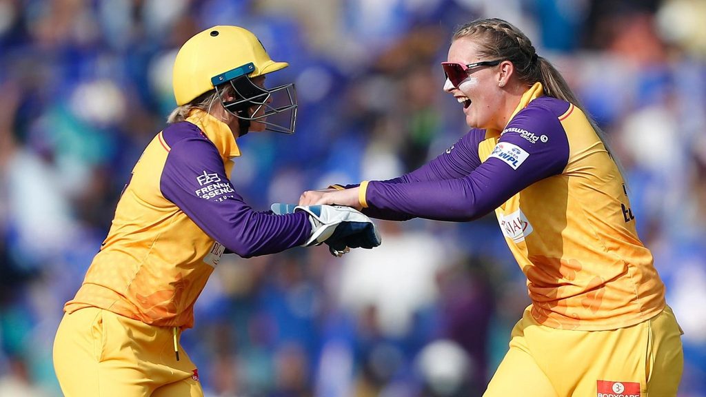 Lightning fast: Healy's sharp stumping to remove Amanjot Kaur Lightning fast: Healy's sharp stumping to remove Amanjot Kaur
