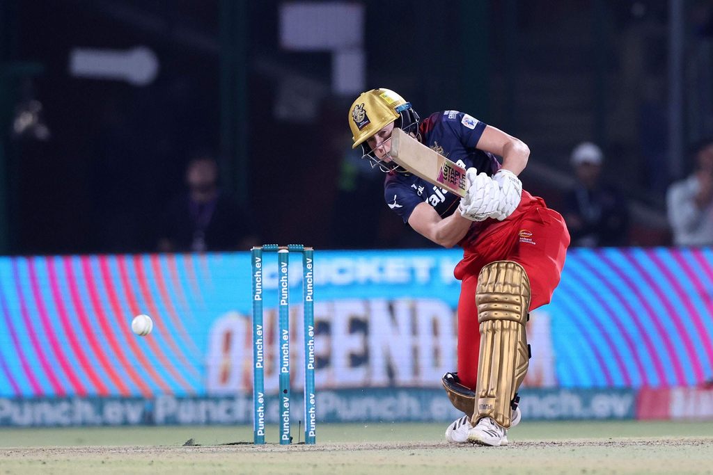 TATA WPL 2024: Eliminator - Mumbai Indians vs Royal Challengers Bangalore