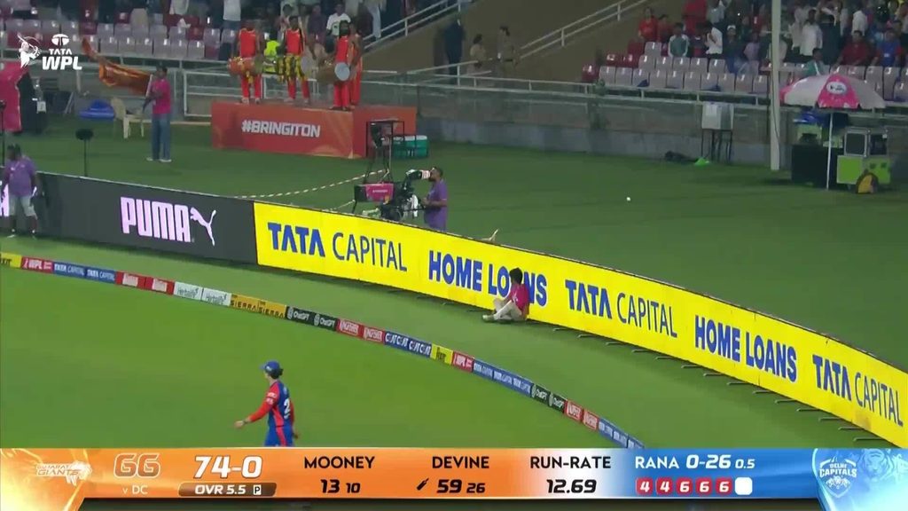 Six: Match 4, Delhi Capitals vs Gujarat Giants, WPL 2026: Sophie Devine Six